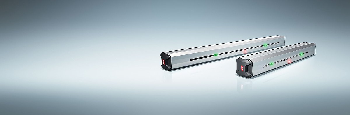 Movable parallel laser lines controlled by PLC | LAP